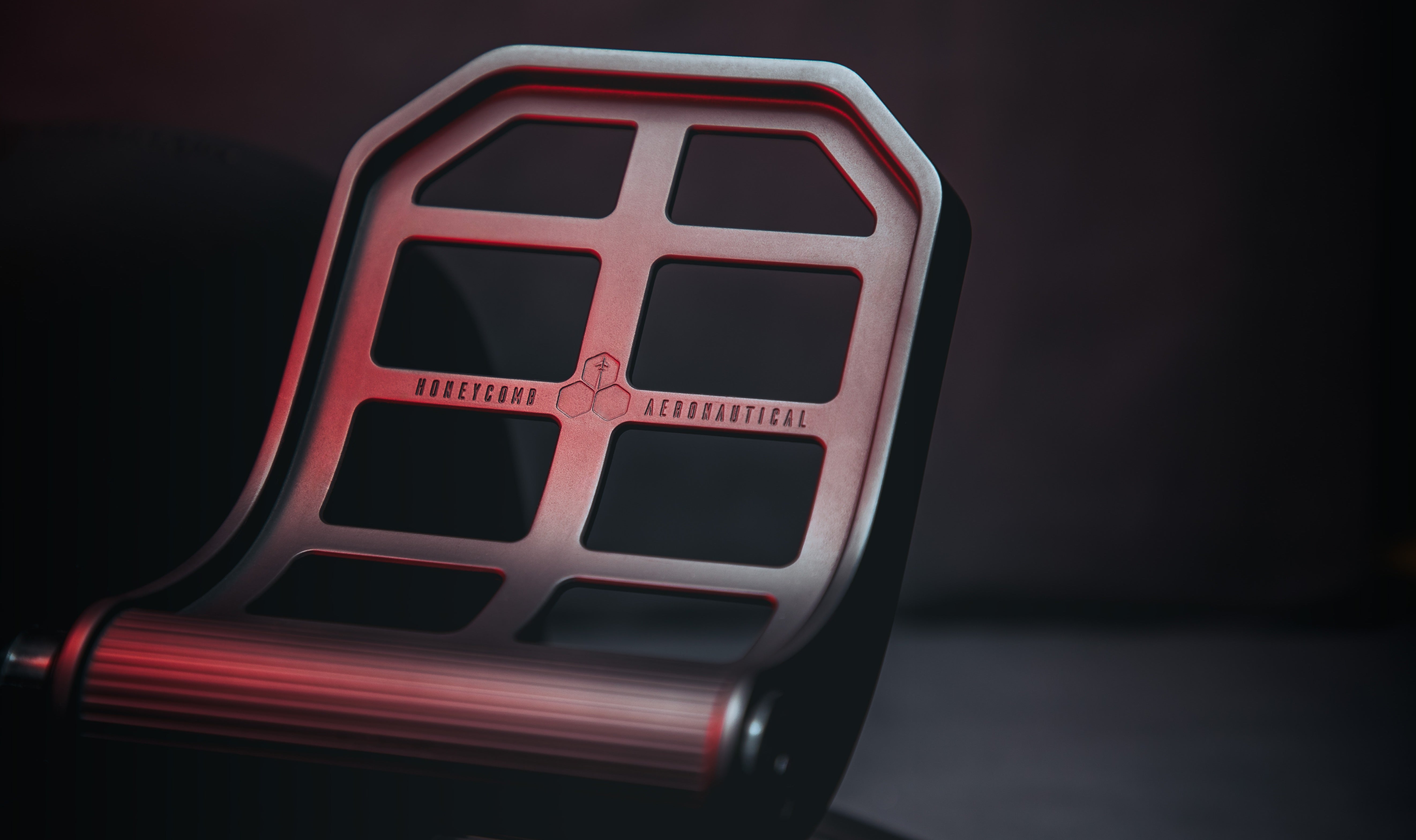 Charlie at FlightSim Expo 2024 – Honeycomb Aeronautical