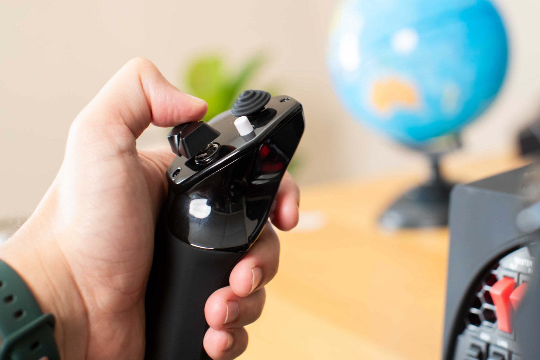 ALPHA FLIGHT CONTROLS – Honeycomb Aeronautical